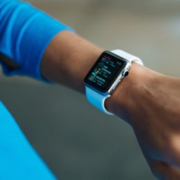 Biohacking: Cos'è e Perché può Aiutarti a Vivere Meglio | EfficaceMente